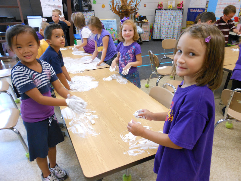 Mrs.Cooper's Kinder Class: Writing with Shaving Cream