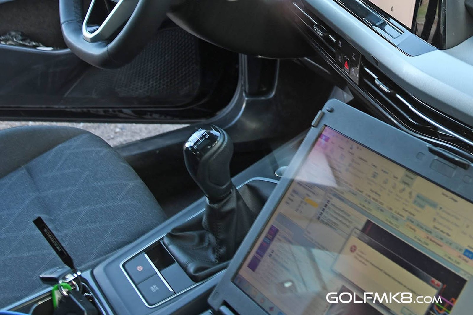 Novo VW Golf 2020 mk8 tem interior de alta tecnologia revelado nos EUA ...