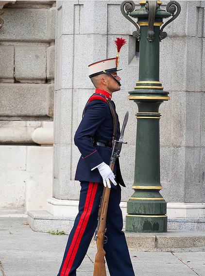 PARADA MILITAR: Cambio de Guardia en el Palacio Real de Madrid