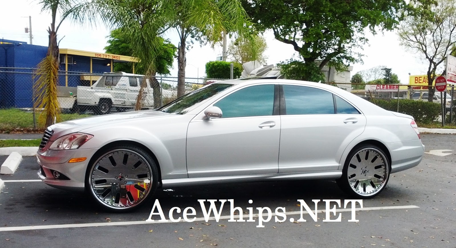 Ace-1: Silver Mercedes-Benz S550 on 24" Aresto Forgiatos by WTW Customs