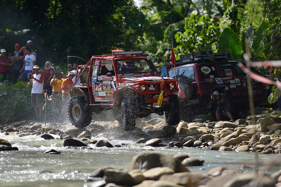 Tamparuli Sabah: SS- 4WD Muzzle Car