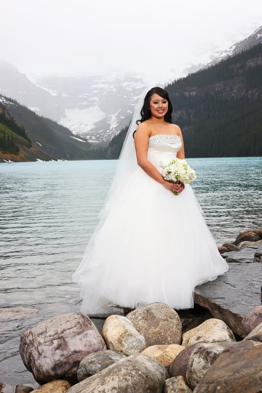 Alpine Peak Photography: Lake Louise Photographer - Lisa & Levi ...