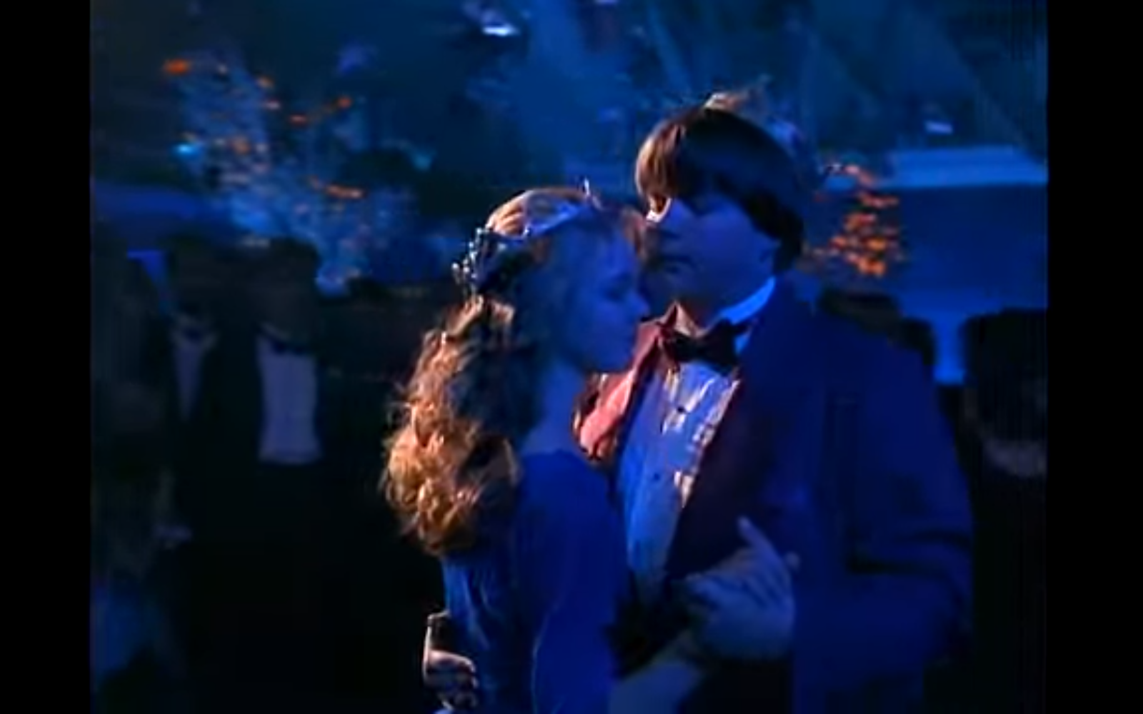 A Film For All of Those Who Feel That They Don't Belong! Angus (1995 ...