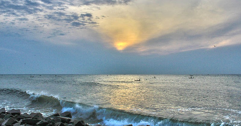 Pondicherry Tourism: Promenade Beach, Puducherry