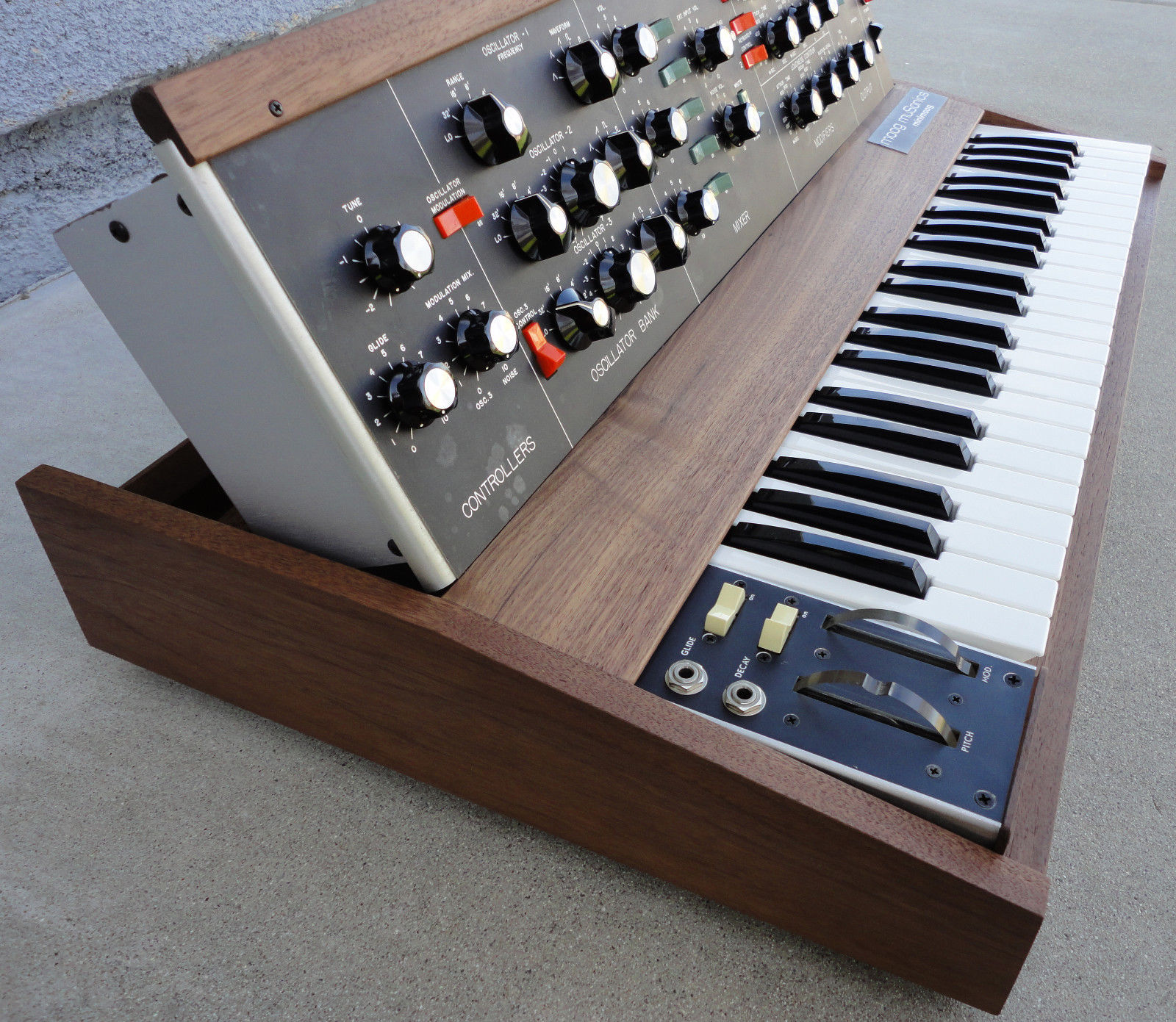 MATRIXSYNTH: Moog muSonics Minimoog