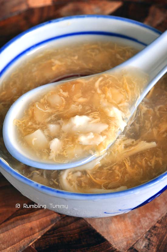 Rumbling Tummy: Egg drop water chestnut sweet soup 蛋花馬蹄露