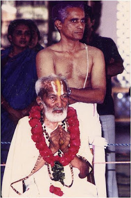 YOGA SU PRÁCTICA Y FILOSOFÍA: CONVERSANDO con ANGARAI GANESH MOHAN