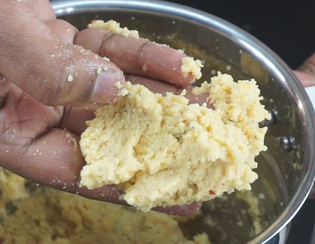 Paruppu Urundai Kuzhambu | Steffi's Recipes