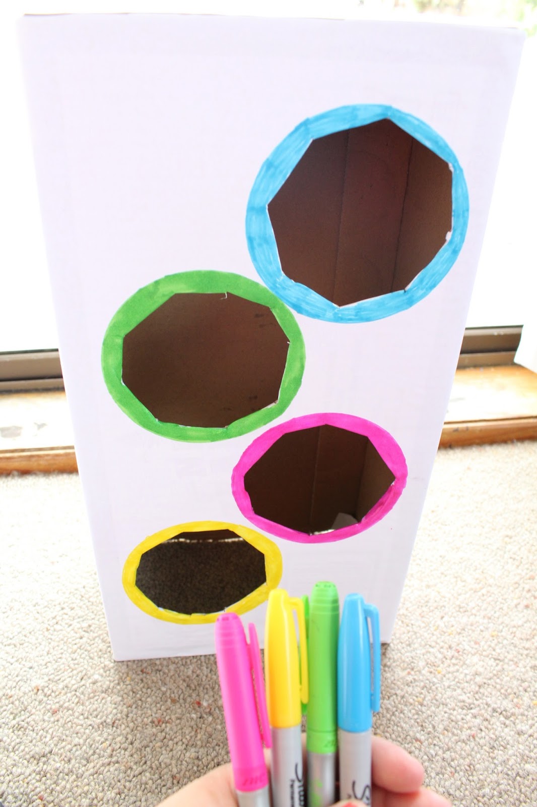 PLAY IDEA: Colour Sorting (with ball-pit balls) - Teacher by trade ...