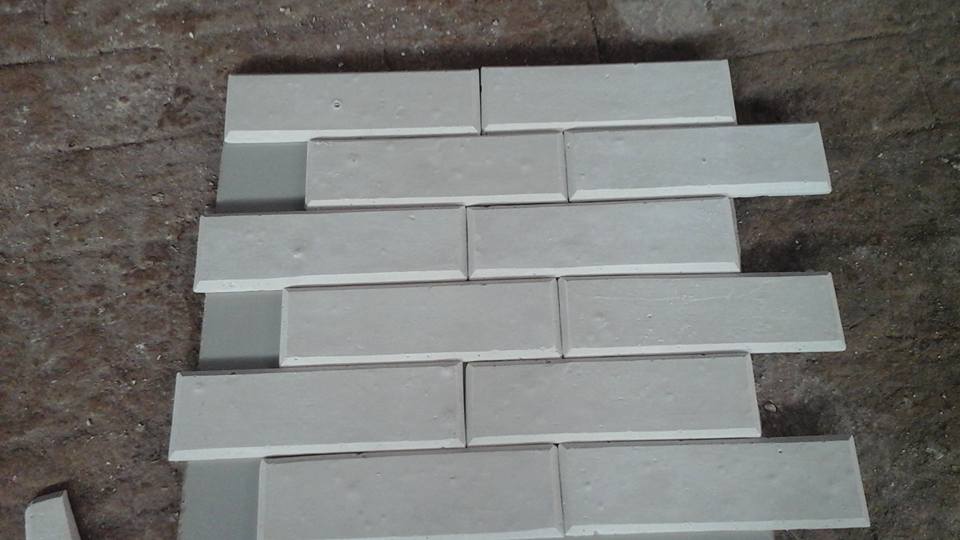 Bata Tempel Putih Nasional