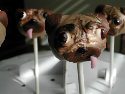 Mini Cakes by Mini Marge: Pug Pops!