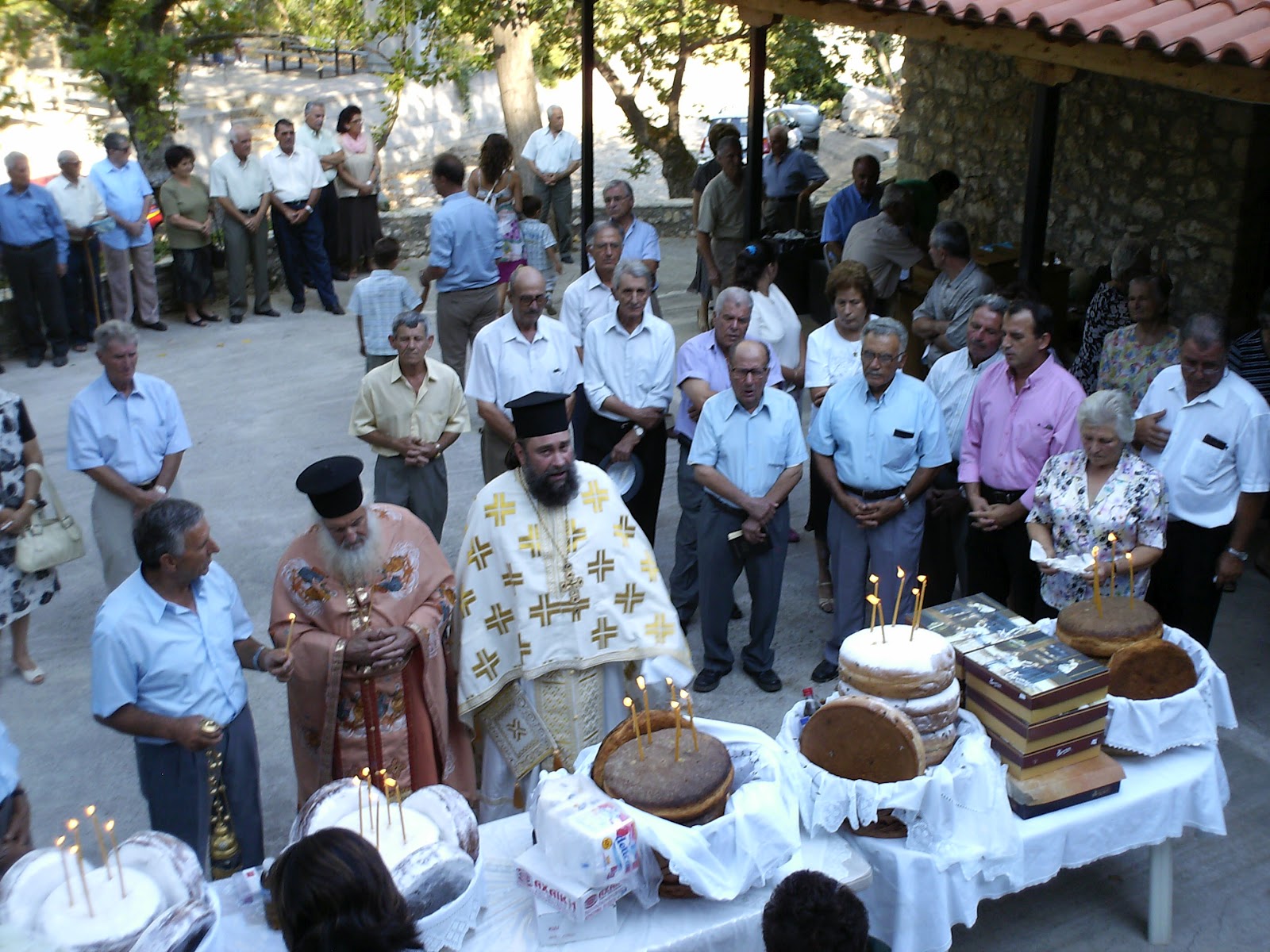ΙΕΡΟΣ ΝΑΟΣ ΑΓΙΟΥ ΓΕΩΡΓΙΟΥ ΚΑΜΑΡΑΣ ΜΕΓΑΛΟΠΟΛΕΩΣ: ΙΕΡΟΝ ΠΡΟΣΚΥΝΗΜΑ ...