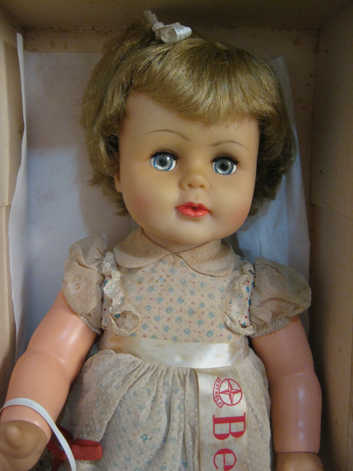 mmbabydoll bonecas colecionáveis: Das Bonecas Antigas