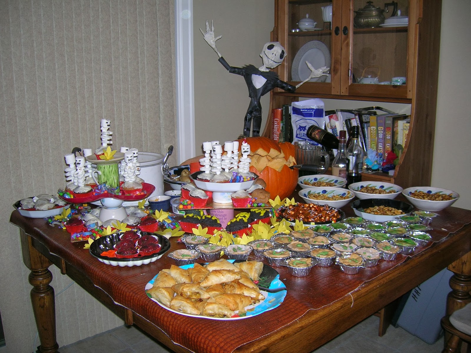 Kweeny Todd: Day 28: What Makes A Terrible Theme Party?