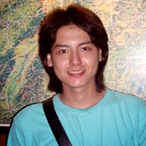 Biodata Diri Roger Danuarta