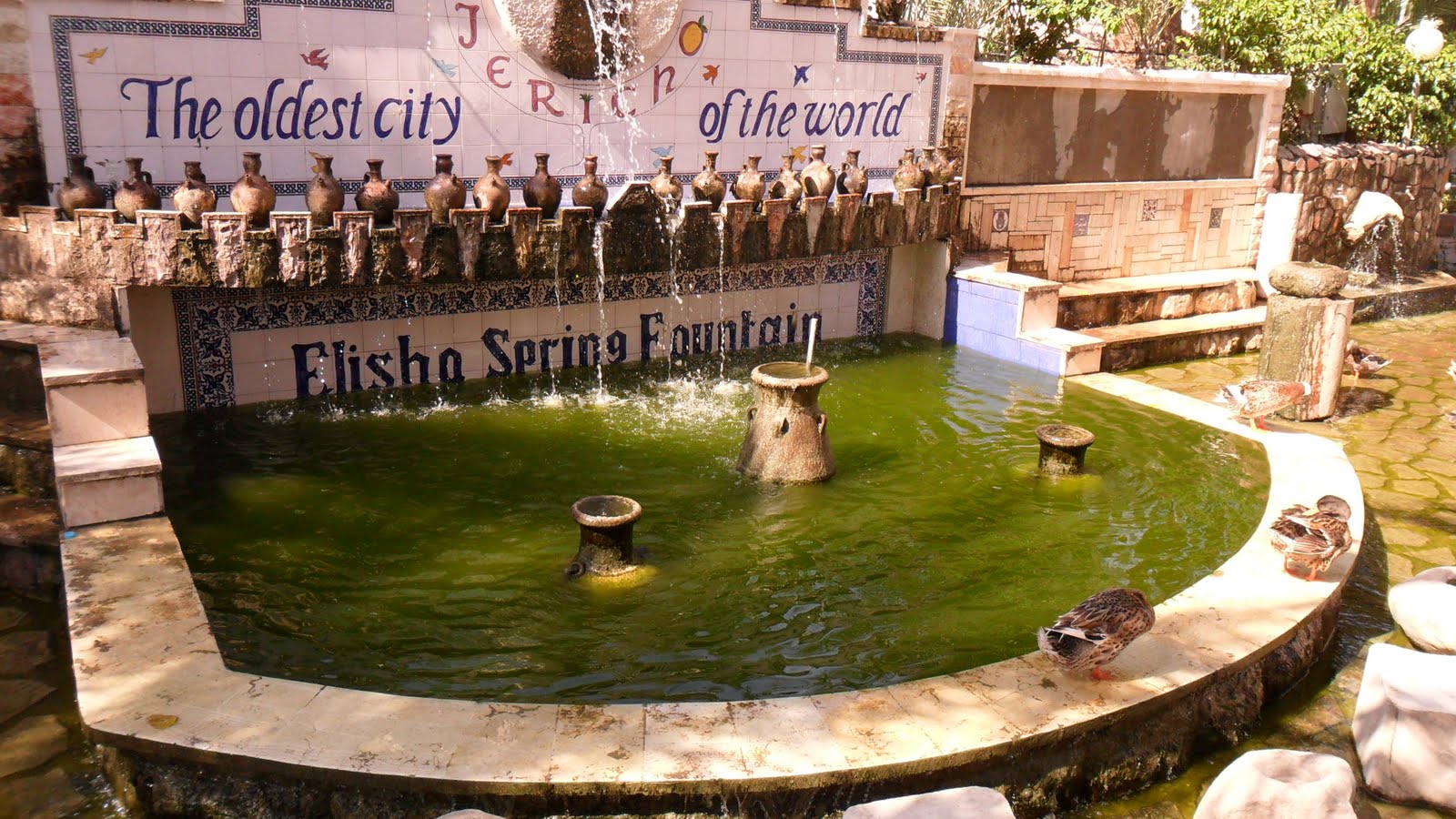 Friendship prior Peace