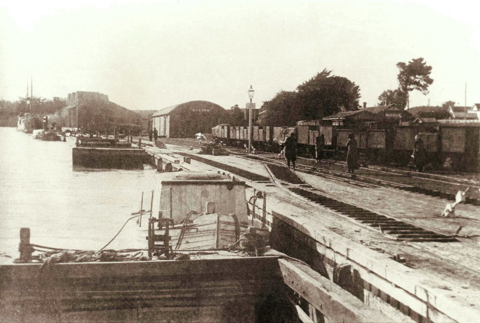 transpress nz: old days at Foxton station