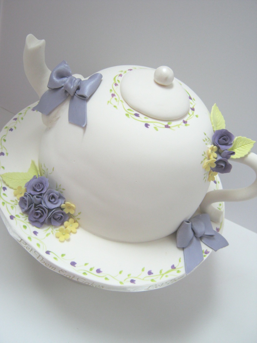 Let Them Eat Cakes: Tea Pot Cake