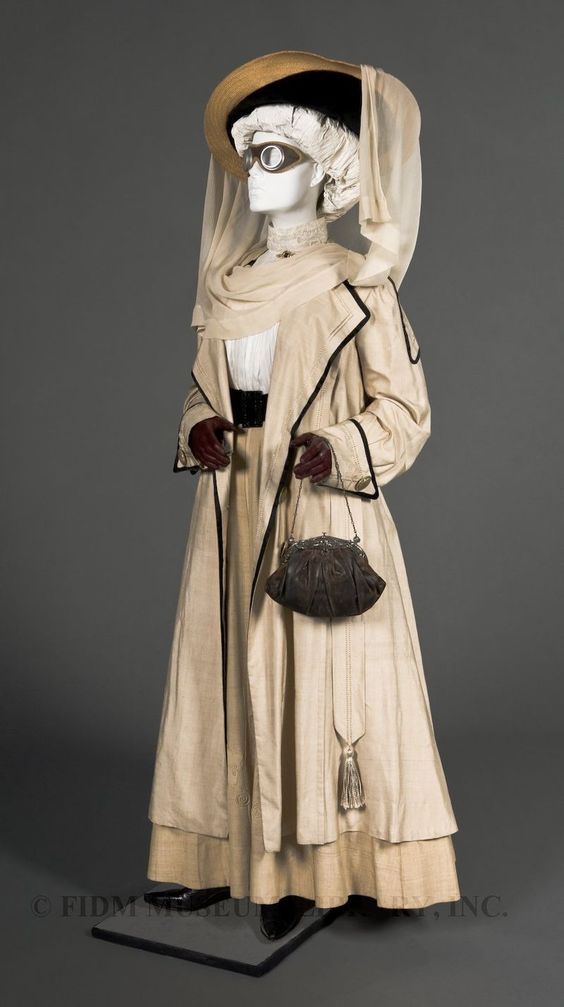 The Closet Historian: Sunday Spotlight: The Edwardian Lady Adventurer