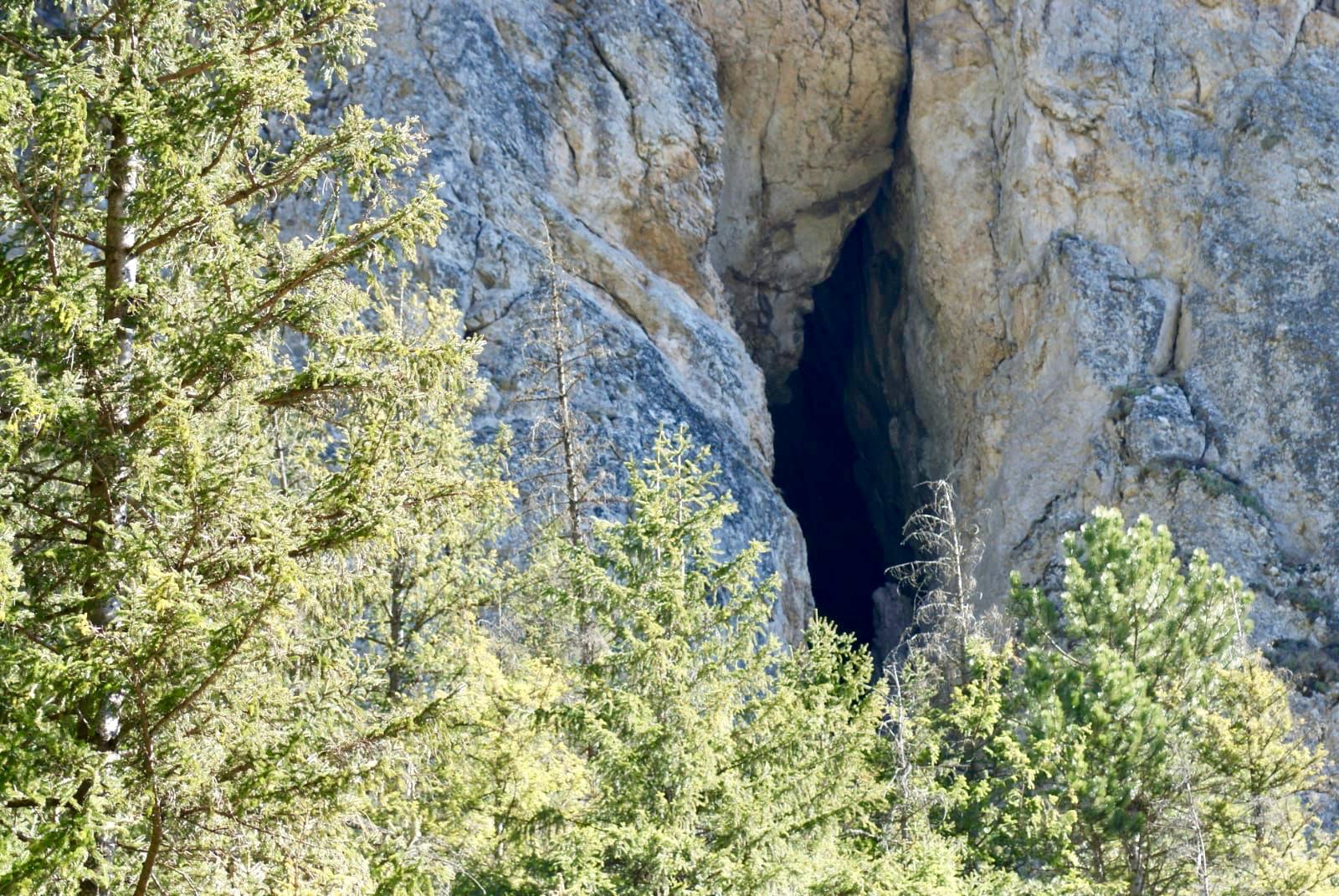 Pasionati de frumos !: Cheile Șugău - Peștera Tunel - Peștera Munticelu ...