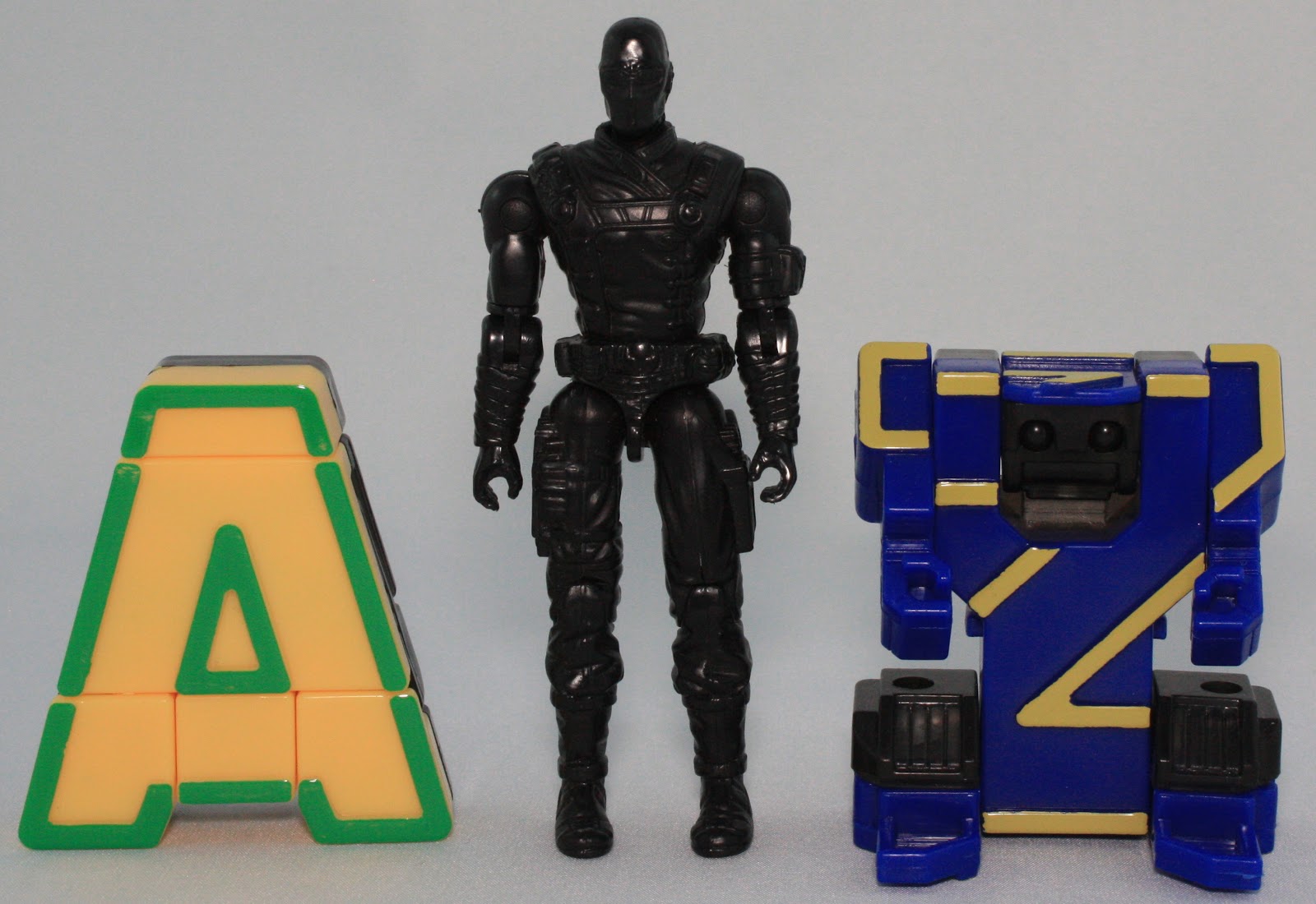 The Plastic Eyeball - A Toy Blog: Secret Agent Robots