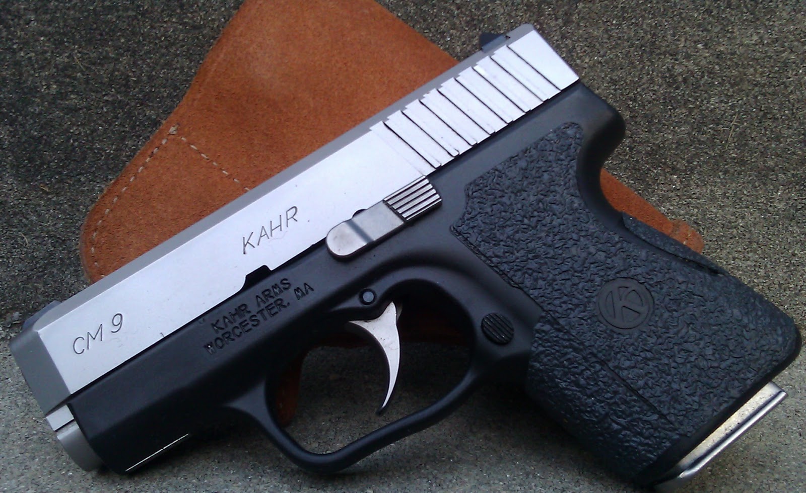 Mrgunsngear's Blog: Kahr CM9 Review