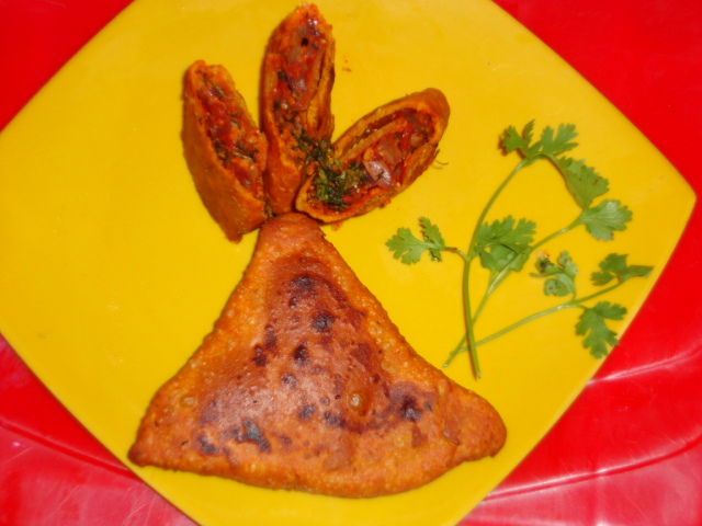 Nivedita's Kitchen: Pudachi Wadi | Coriander Rolls for ICC April