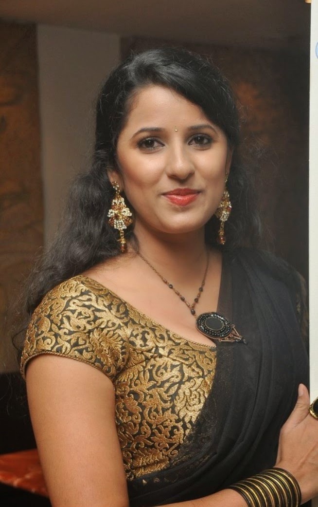 Actress Sravya Reddy Latest Cute Transparent Saree Stills - Cine Gallery