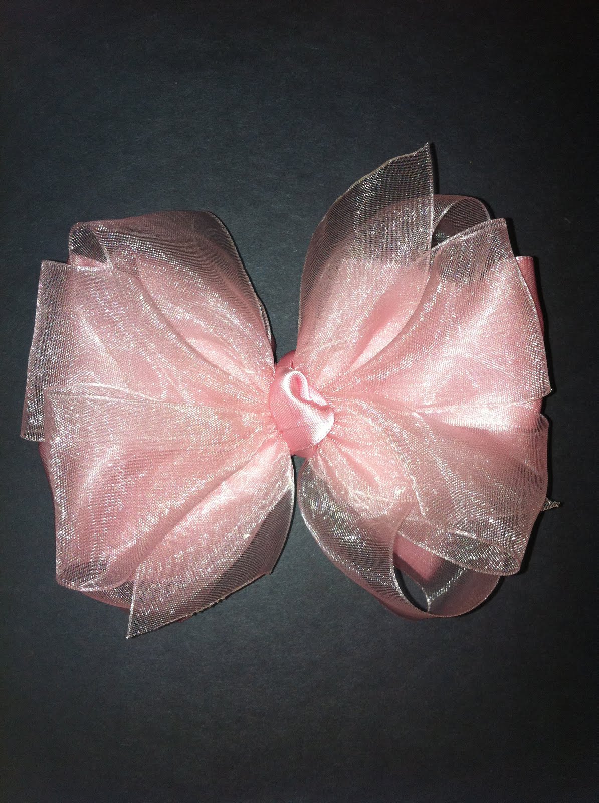 Precious Treasures Bowtique: Fancy Bows!!