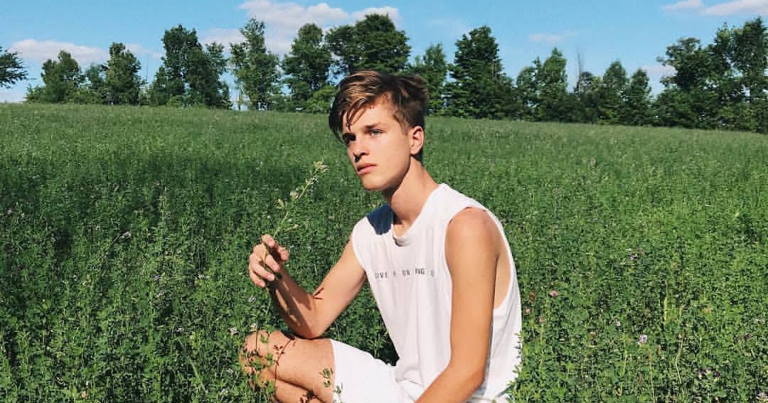 Sun Seekerz!: Model - Alex Lange