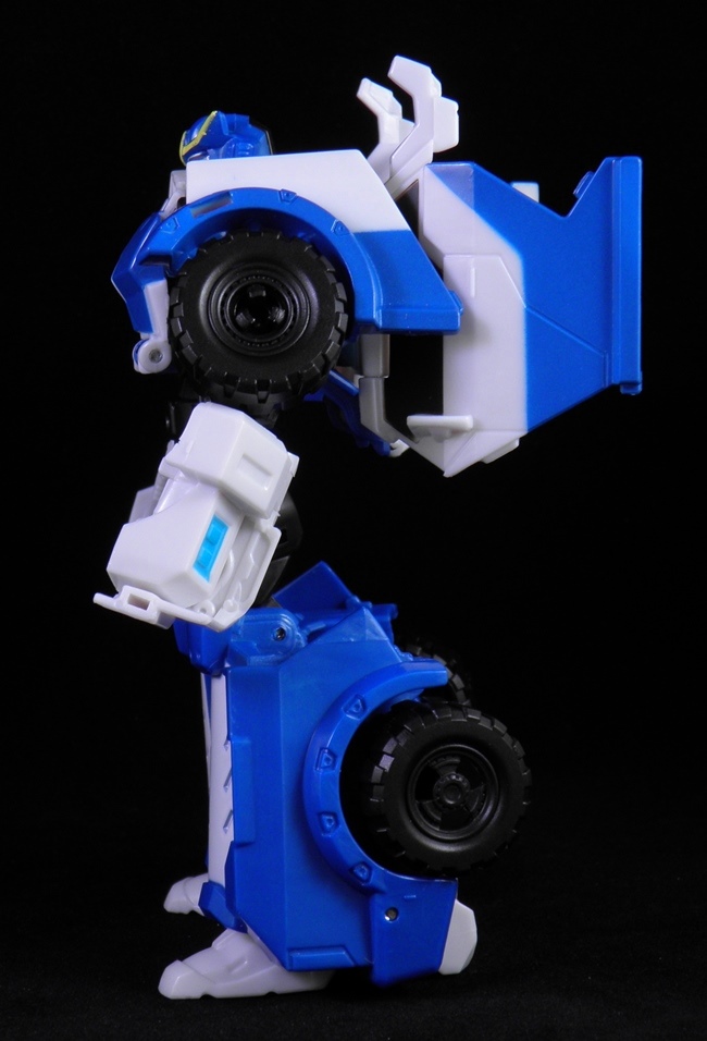 She's Fantastic: Transformers: Robots in Disguise - STRONGARM!