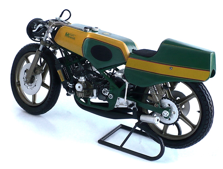 The Great Canadian Model Builders Web Page!: Motori Minarelli 125cc GP