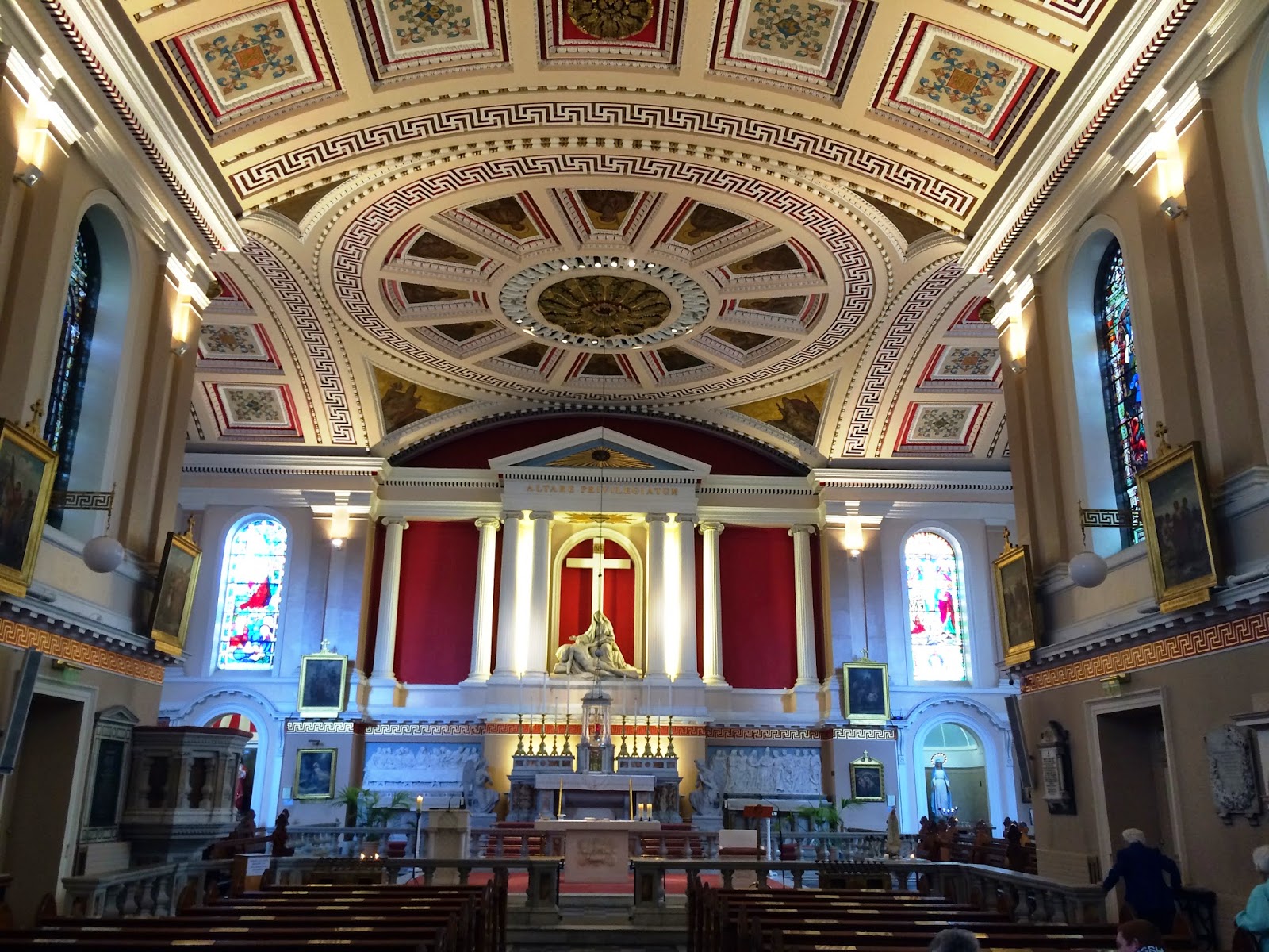 Patrick Comerford: Finding the beautiful interior of an inner-city ...