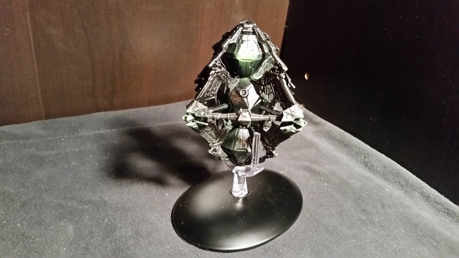 Deep Space Pat: EMvTW 109: Borg Queen's Ship (Borg Diamond)