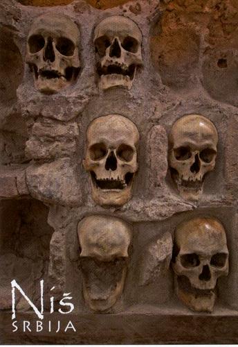 CÉLE KULA, La Torre construida con 952 Calaveras