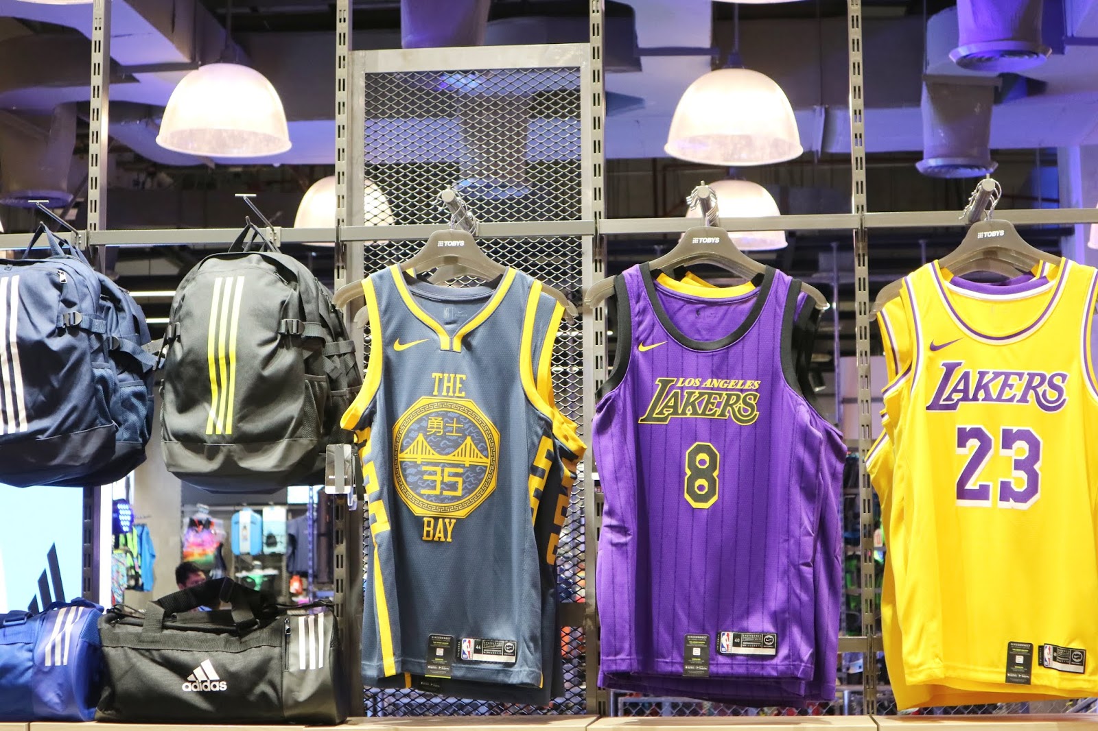Toby's Sports Flagship Store in BGC! - ARTSY FARTSY AVA
