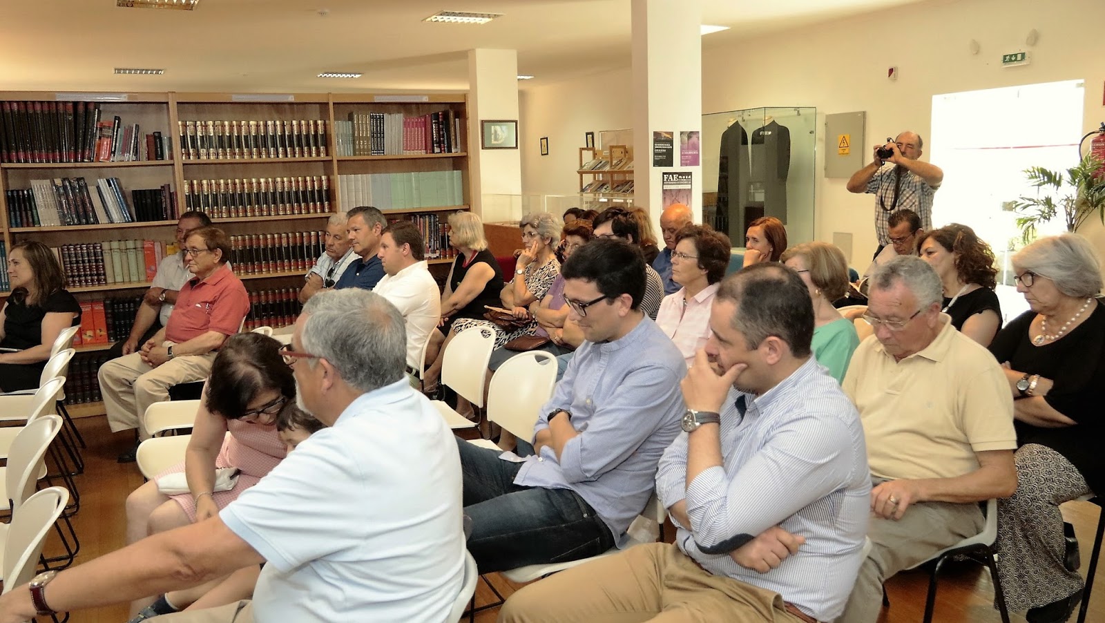 A Casa Descrita, a apresentação da última obra de Fátima Velez de ...