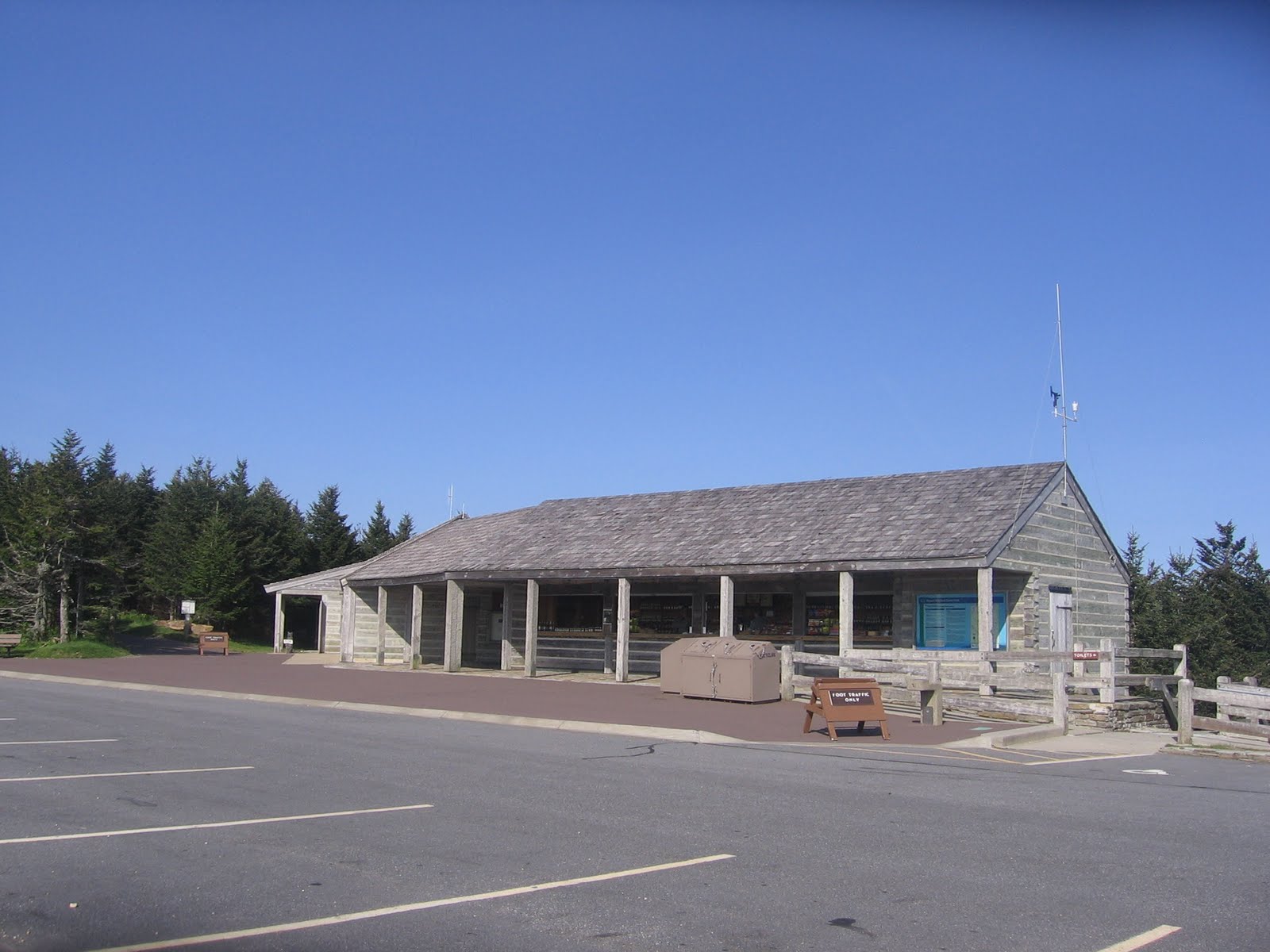 Relaxed Hiking NC: Mt Mitchell Summit and Balsam Nature Trail 5/28/2011