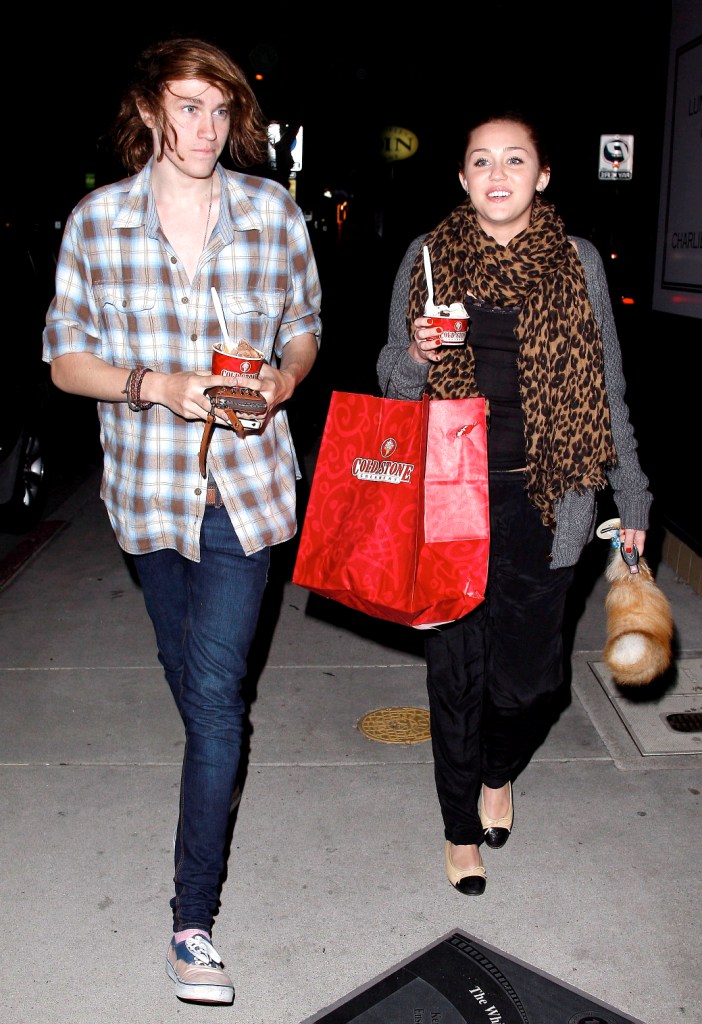 Destiny Hope Cyrus: 27 March 2011