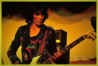 CROMIRAMA: Pemain Bass Terbaik Era Rock Hingga Kini