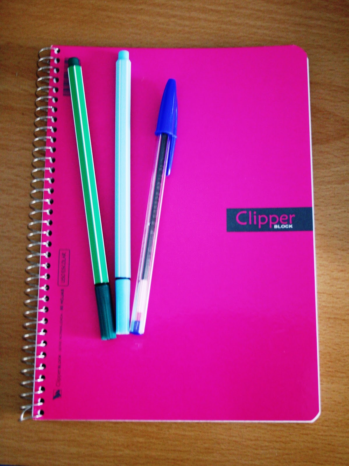 Los cuentos de Nelly: Un cuaderno para el trabajo.