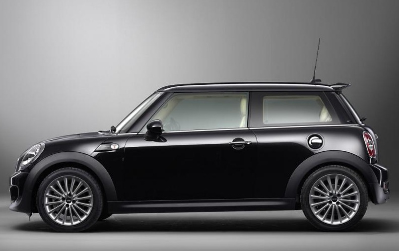 Mini apresenta Cooper S em uma versão inspirada na marca de luxo Rolls ...