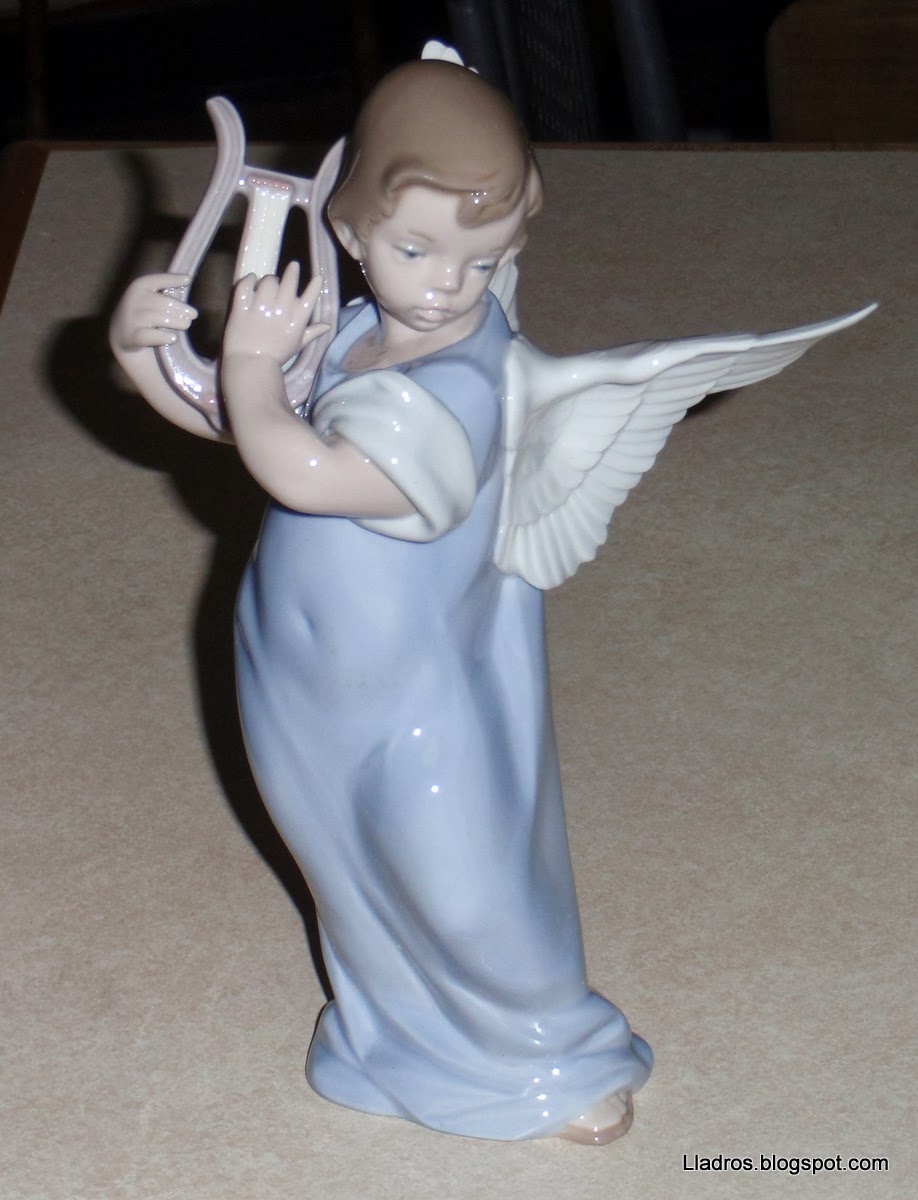 lladros: Lladro Angel Figurine With Lute / Lyre #5493 With Original Box