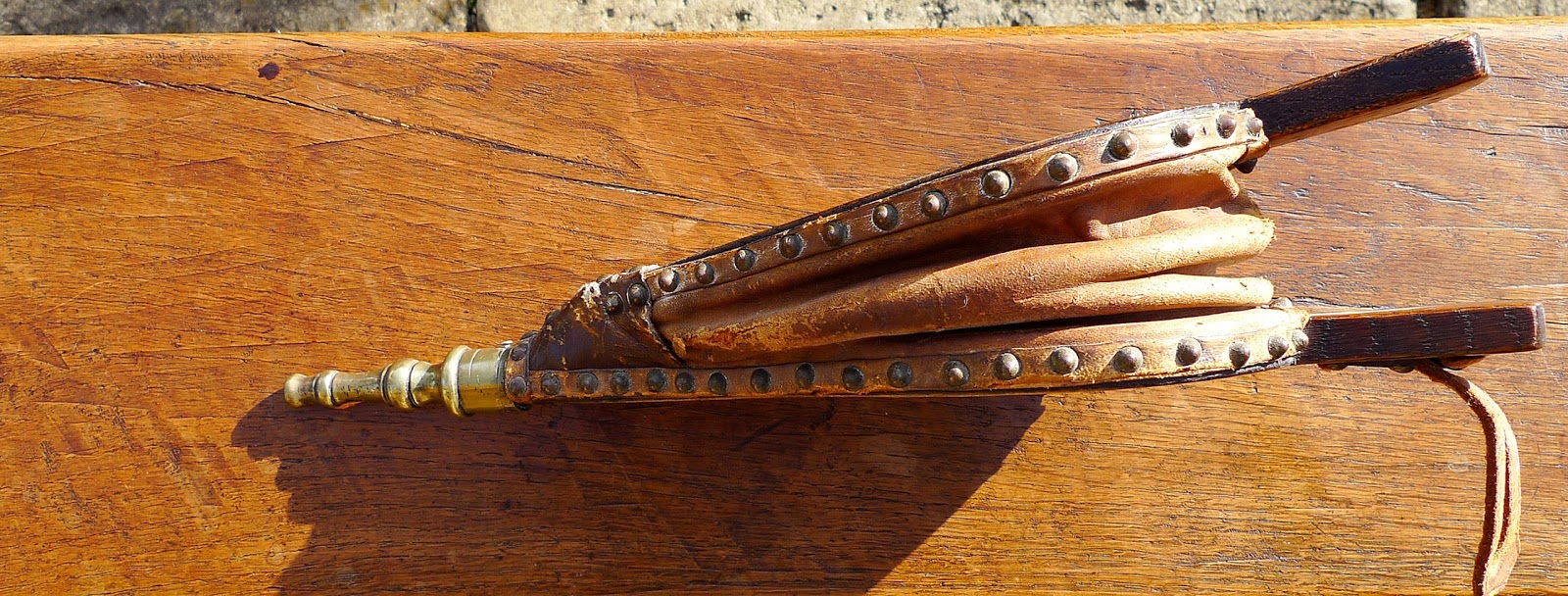 HUNGERFORD ARCADE ANTIQUES & COLLECTABLES: THE HUMBLE BELLOWS