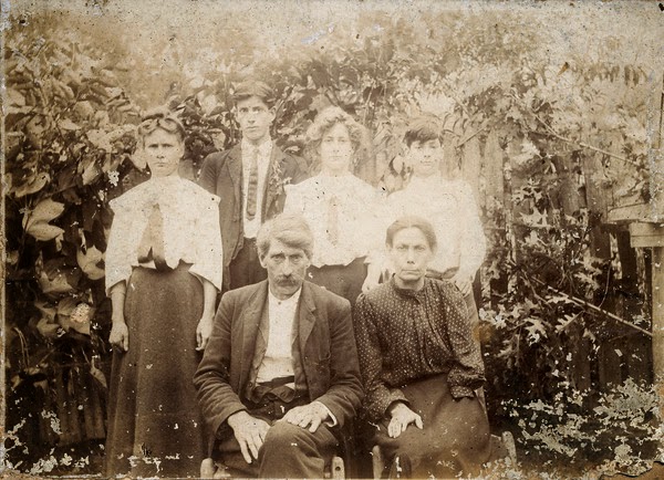 The Ancestor Photo Box: Missed opportunity - Johnnie Clyde Gibson Rhea