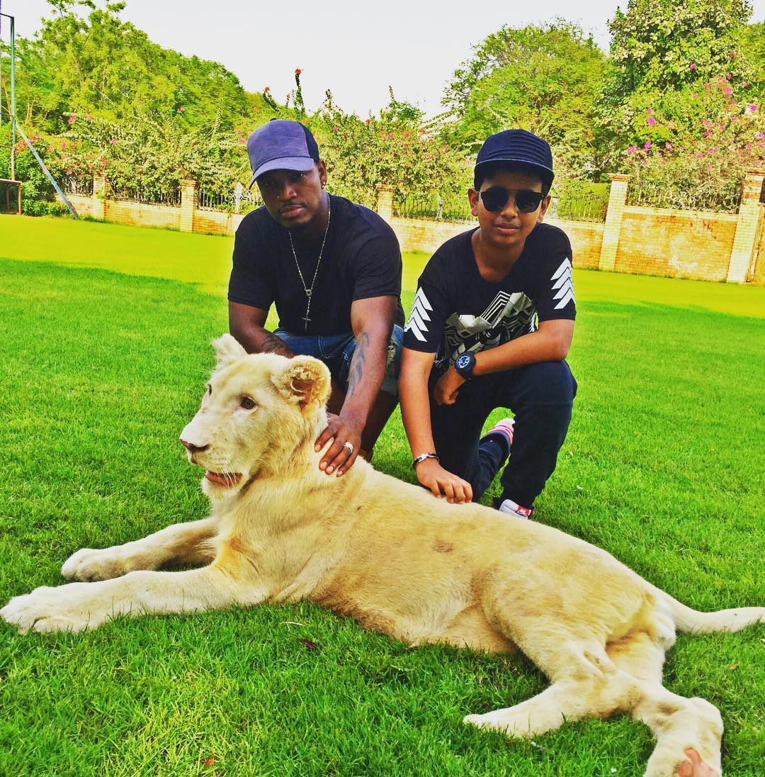 THE RICHEST KID IN (UAE) DUBAI. @JUST 16YRS (MONEY KICKZ). (In pictures)