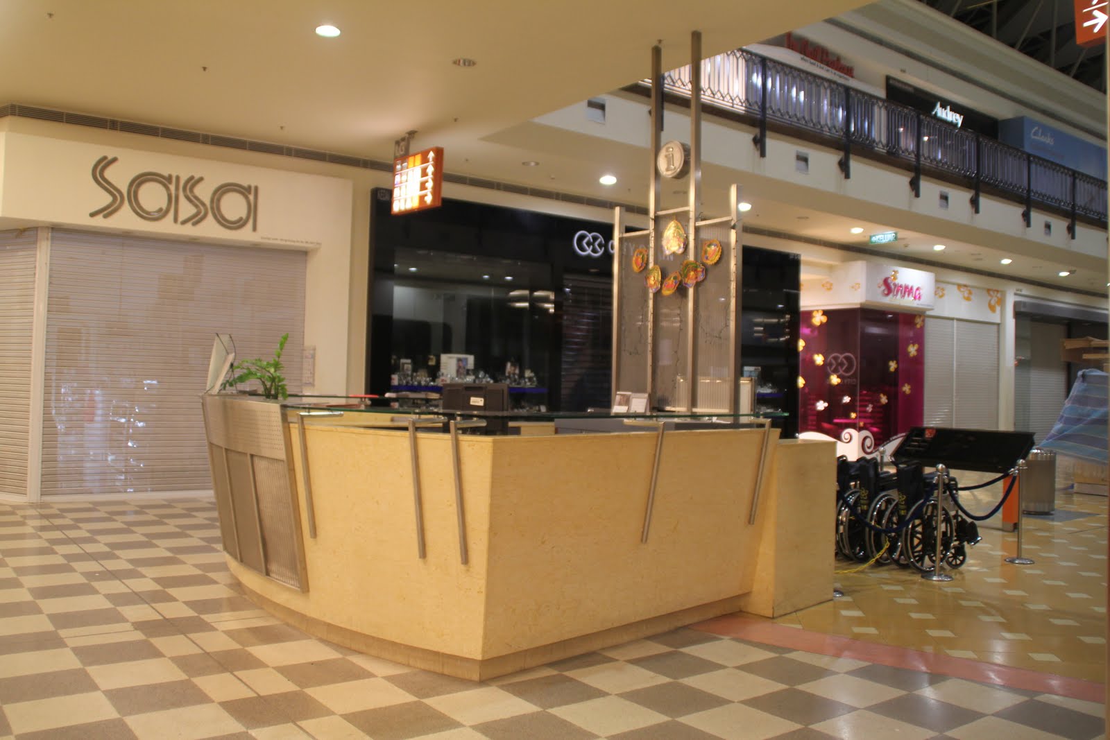 ENVIRONMENTAL DESIGN: Information Counter and Information Kiosk