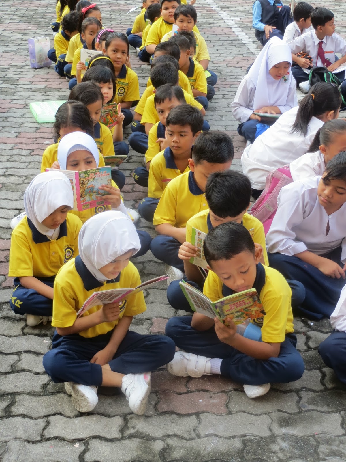 PUSAT SUMBER SEKOLAH: KEM MEMBACA 1 MALAYSIA 2013