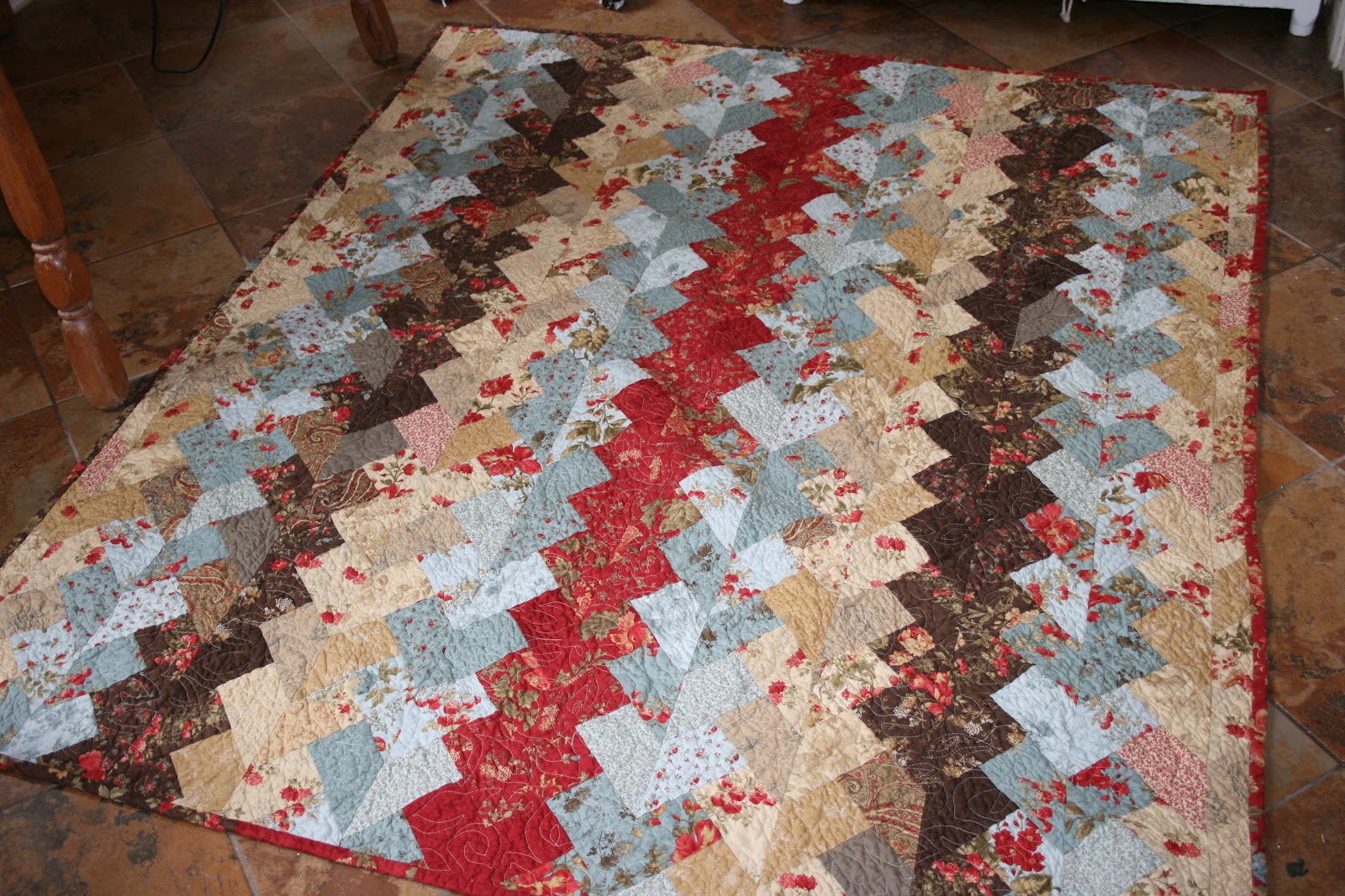 The Tulip Patch: Finish: Friendship Braid Quilt!!