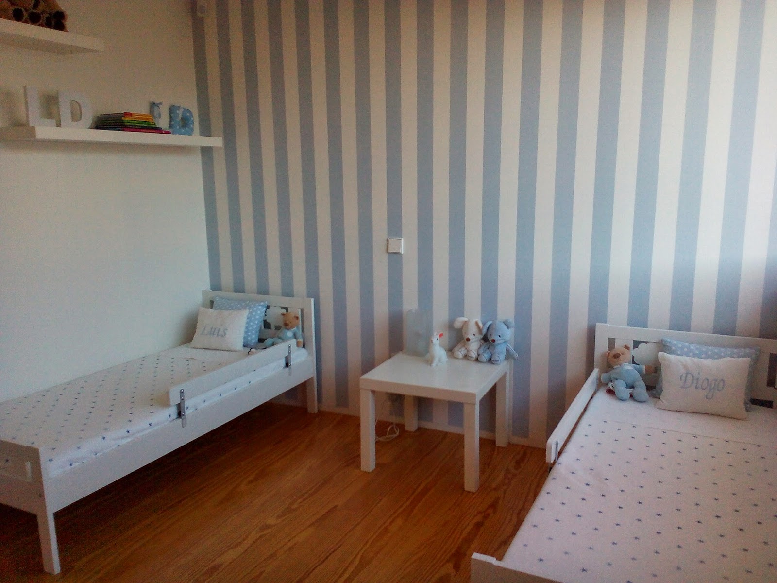 Perfect Home: Papel de parede riscas || Striped wallpaper